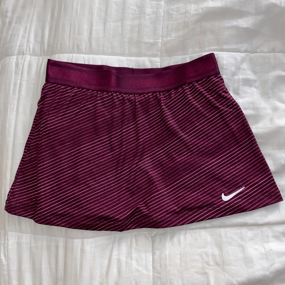 Nike Maroon Tennis Skirt - Gem